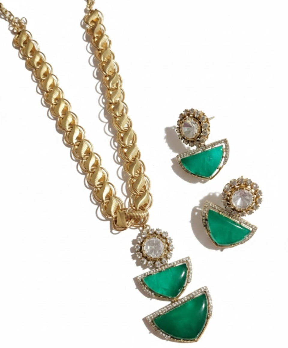 Grand Emerald Half-Moon Set – Desi Shimmerz